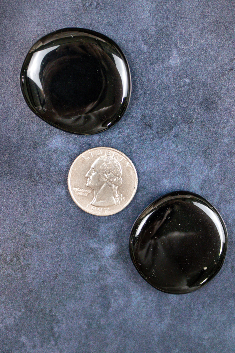 Obsidian Smooth Stone – Selene Stone
