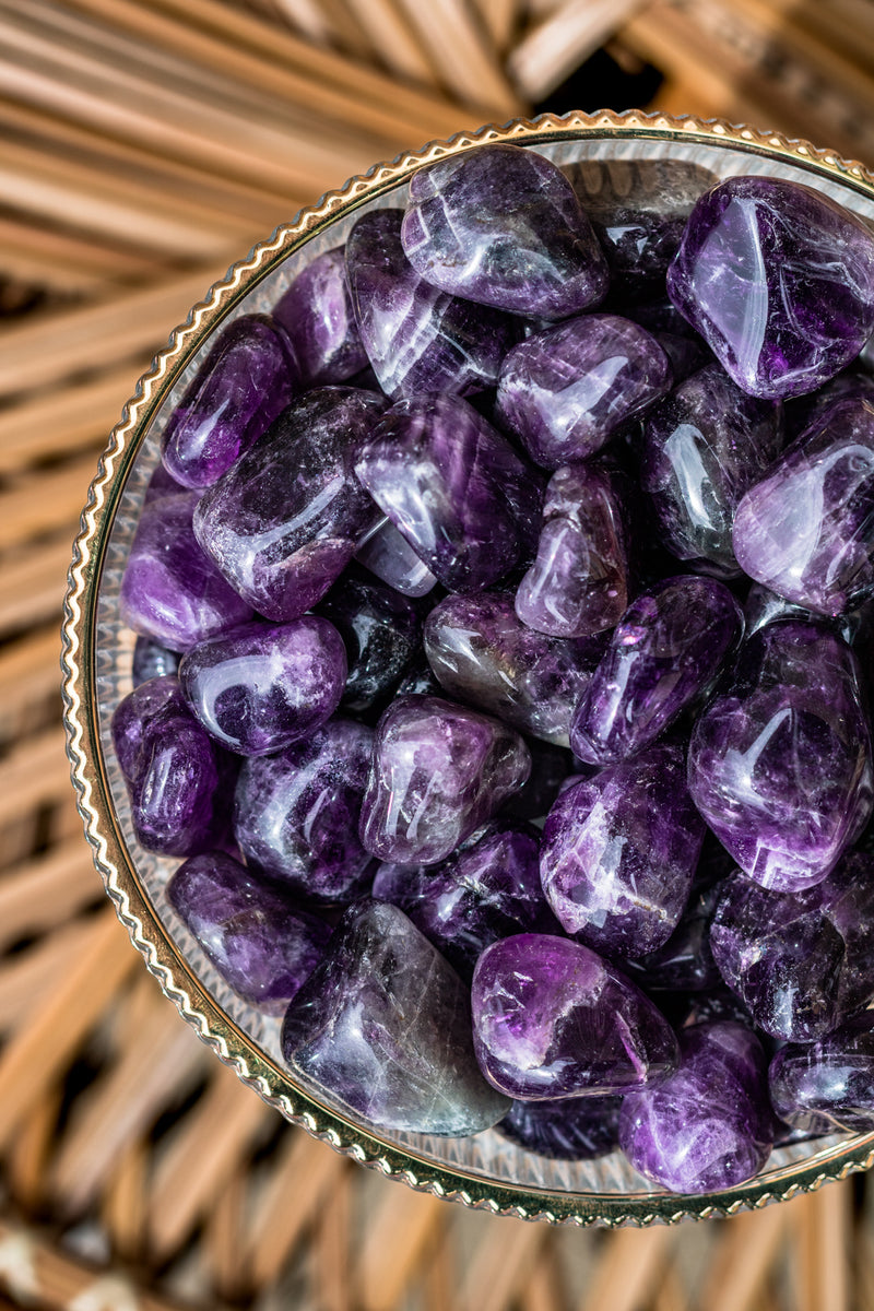 Dogtooth Amethyst Tumbled Stone – Selene Stone