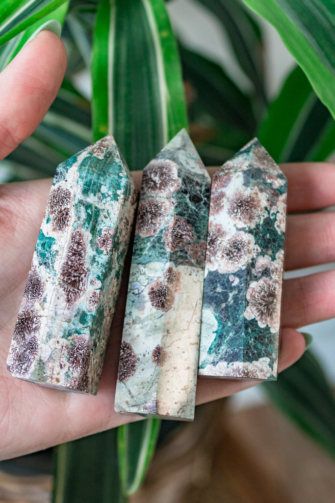 Rhyolite Flower Jasper Point – Selene Stone